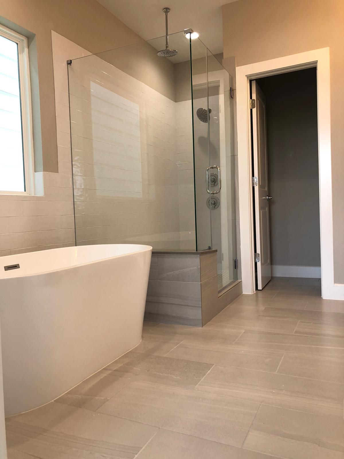 Legend tiles. Glazed & Polished Porcelain - Roca Tile USA